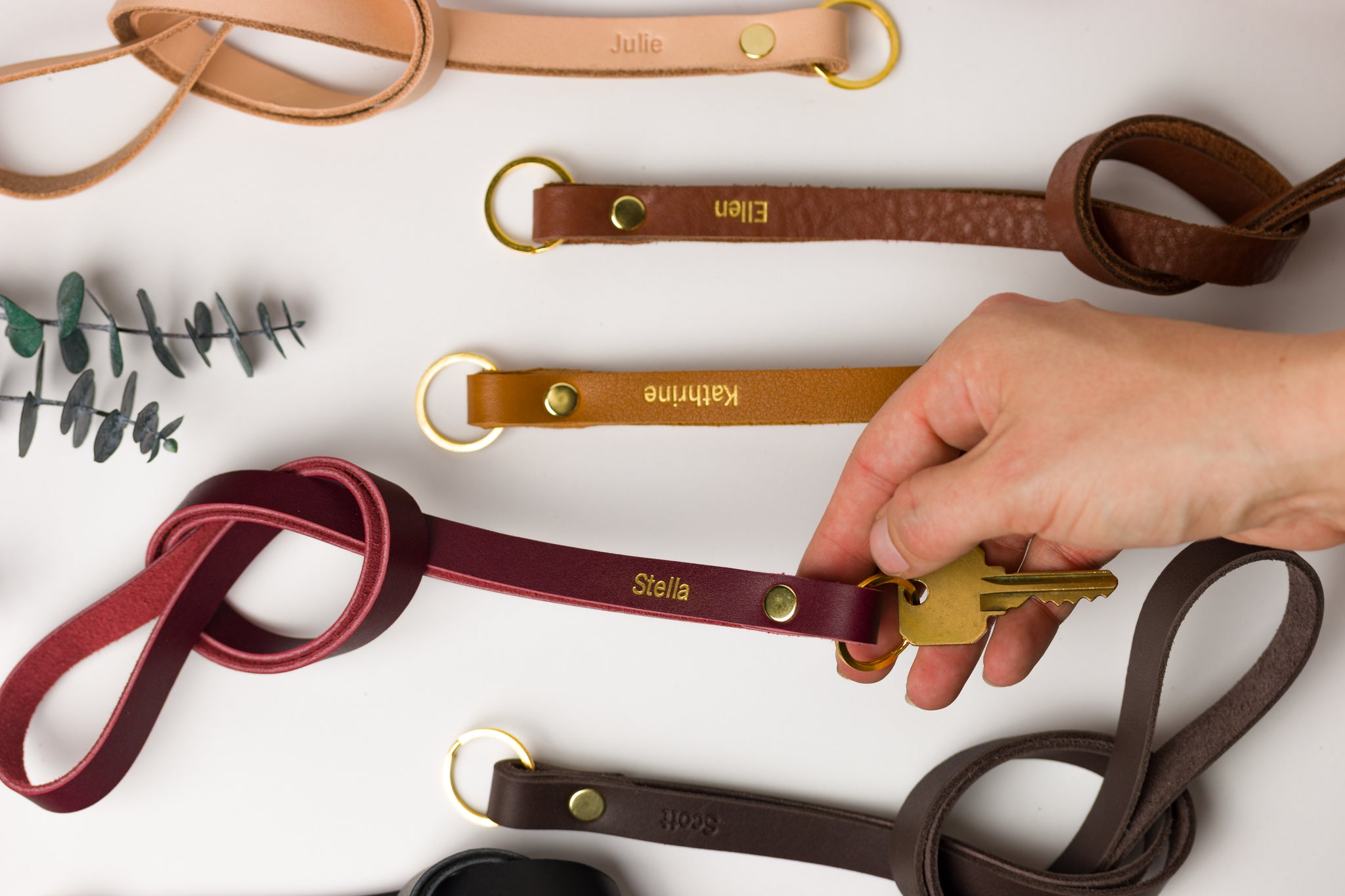 Personalized Skinny Leather Lanyard | 14k gold monogram – Keyaiira